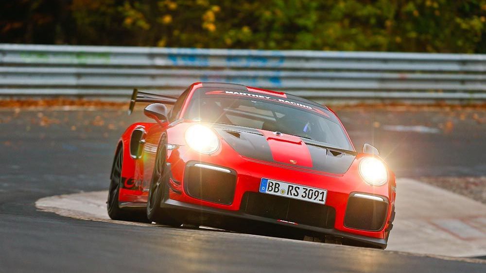 ปอร์เช่ 911 จีที2อาร์เอส เอ็มอาร์ (Porsche 911 GT2 RS MR) ยนตรกรรม ...