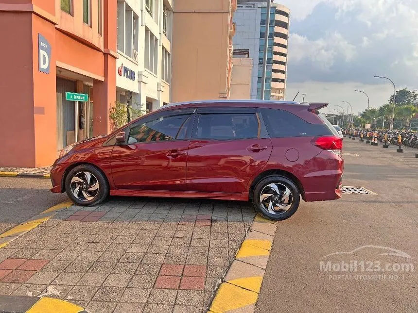 Jual Mobil Honda Mobilio 2015 RS 1.5 di DKI Jakarta Automatic MPV Merah ...