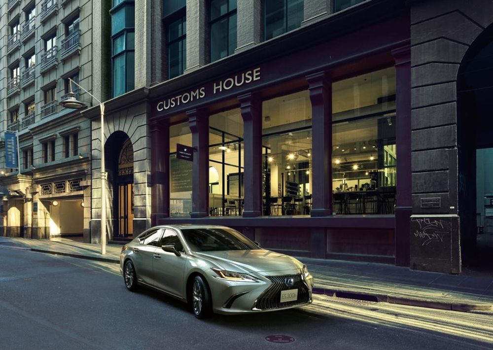 All-New Seventh Generation Lexus ES Launched In Japan, Digital Outer ...