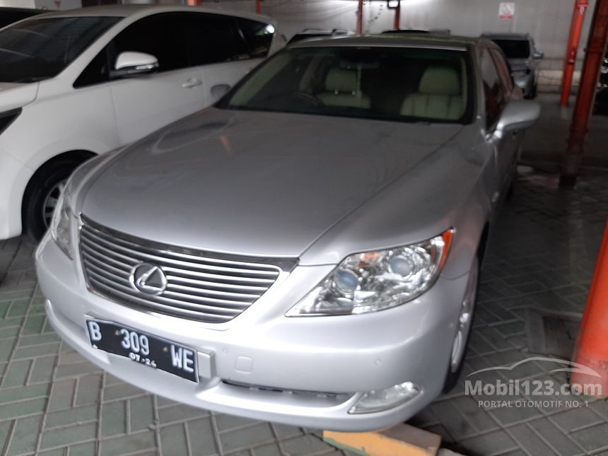 Jual Mobil Lexus LS460L 2008 XF40 4.6 di DKI Jakarta Automatic Sedan ...