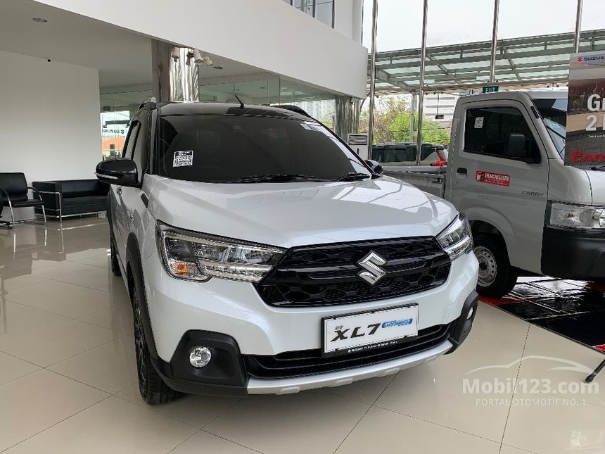 Jual Mobil Suzuki XL7 2025 Alpha Hybrid (Two Tone) 1.5 di DKI Jakarta ...