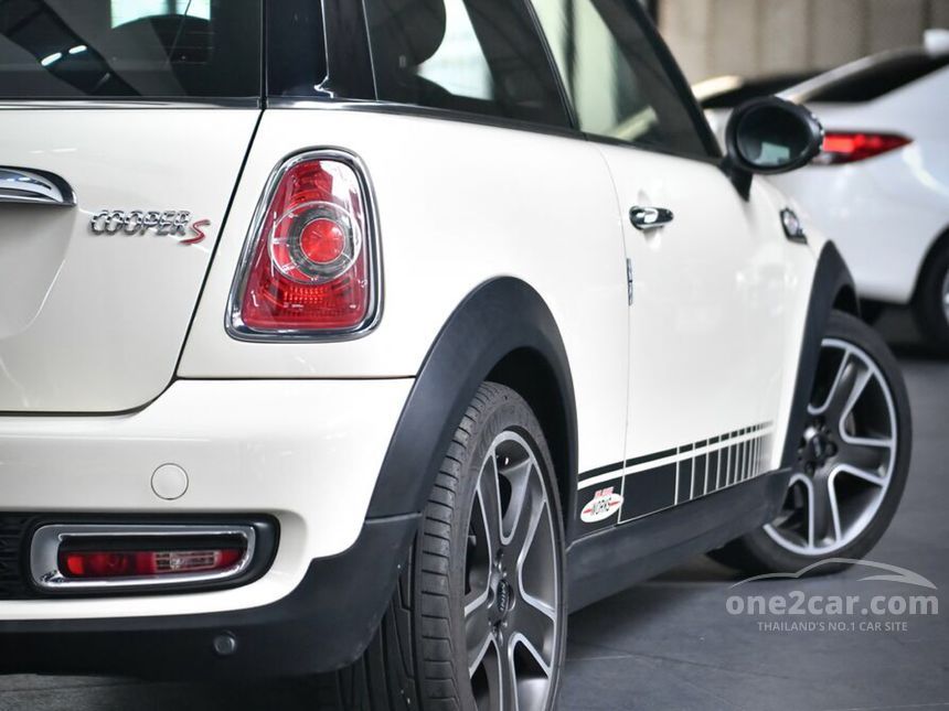 2013 Mini Cooper 1.6 R56 S Hatchback AT for sale on One2car