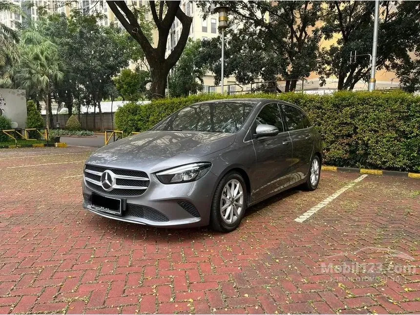 Jual Mobil Mercedes-Benz B200 2018 Progressive Line 1.3 di Jawa Barat ...