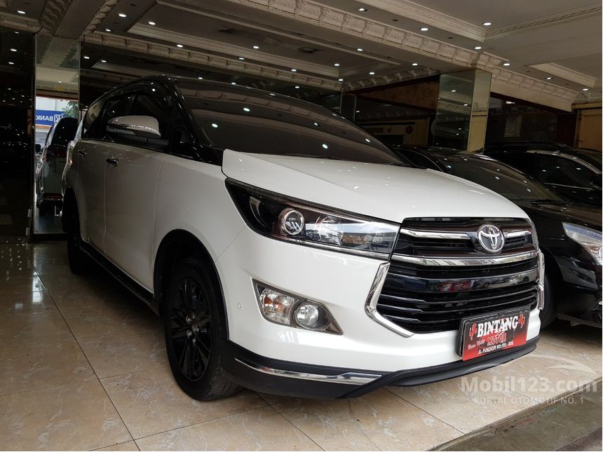 Jual Mobil Toyota Kijang Innova 2017 Q 2.4 di Jawa Barat Automatic MPV ...