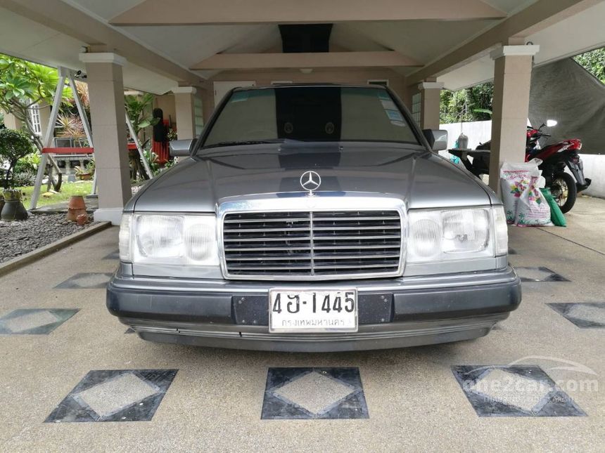Mercedes-Benz 280E 1993 W124 (ปี 85-96) 2.8 เกียร์อัตโนมัติ สีเทา ...