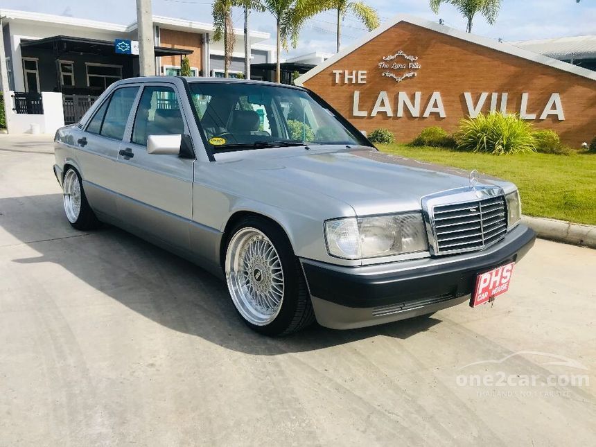 Mercedes-Benz 190E 1993 W201 (ปี 83-93) 1.8 เกียร์อัตโนมัติ สีเทา ...