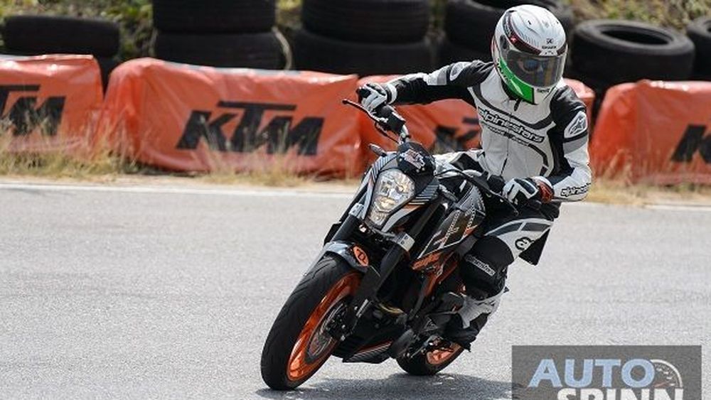 [1st Impression] KTM Duke250: น้องเล็กเพิ่มพลัง สนุกตามกำลัง แต่เหมือน ...