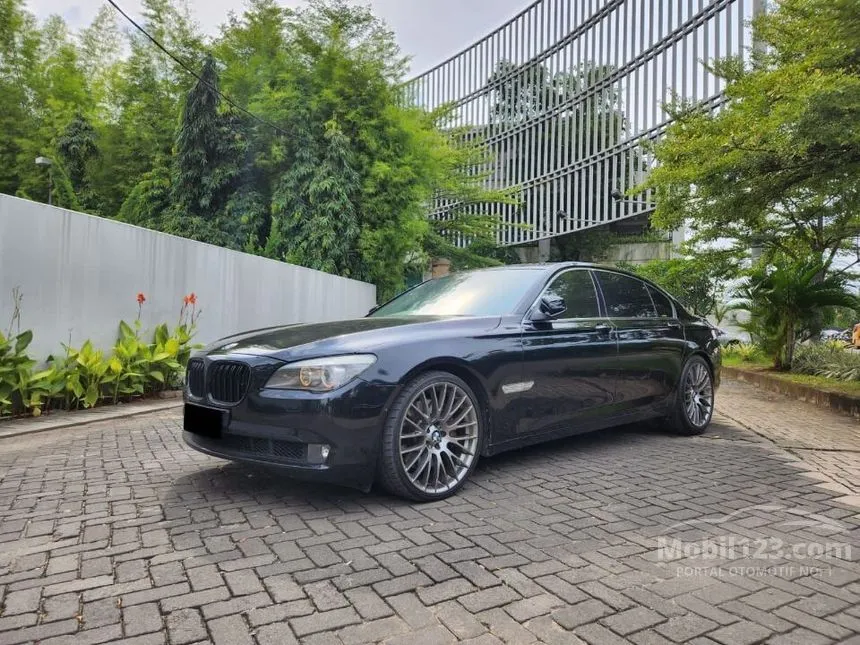Jual Mobil BMW 750Li 2009 4.4 di DKI Jakarta Automatic Sedan Hitam Rp 479.000.000 - 11378368 ...