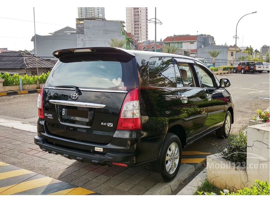 Jual Mobil Toyota Kijang Innova 2011 V 2.0 di DKI Jakarta Automatic MPV ...