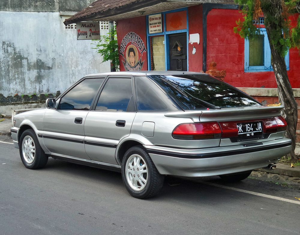 Kelebihan dan Kekurangan Toyota Corolla Liftback, Motuba Keren Mulai Rp40 Jutaan - Panduan ...