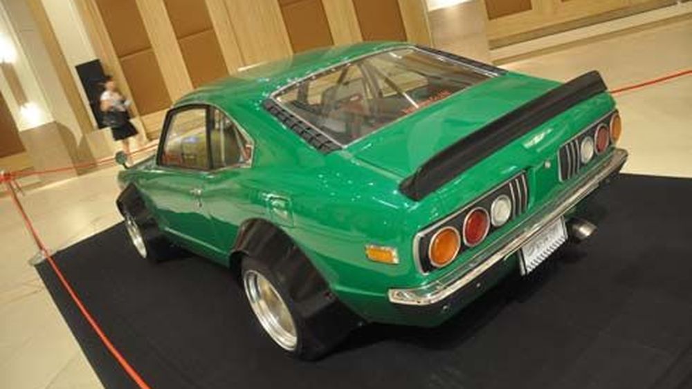 พาชมรถสวยคลาสสิคในงาน Classic Car : Japanese Retro 2012 เข้าชมฟรี ...