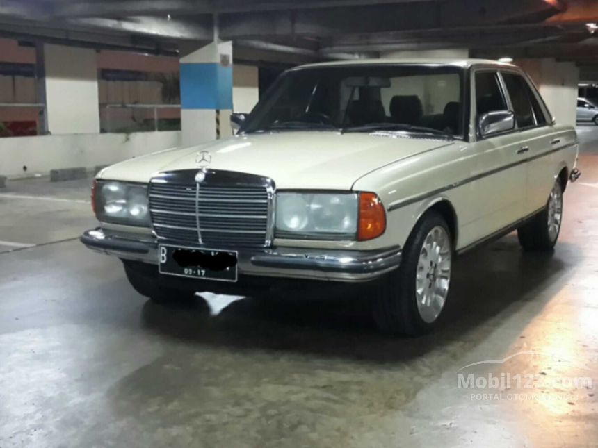 Jual Mobil Mercedes-Benz 280E 1982 W123 2.7 di DKI Jakarta Manual Sedan Kuning Rp 32.000.000 ...