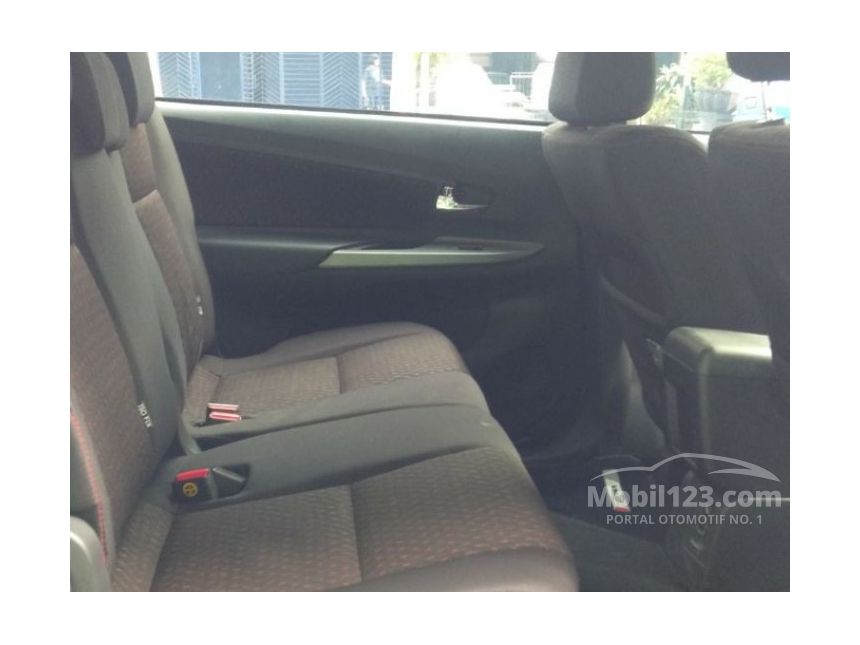 Jual Mobil Toyota Avanza 2019 Veloz 1.5 di Yogyakarta Manual MPV Hitam ...
