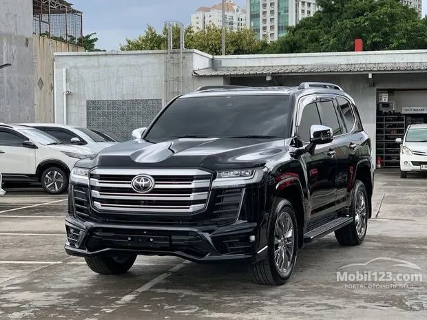 Jual Toyota Land Cruiser SUV 2026 Bekas di Jawa Timur Harga Kredit ...