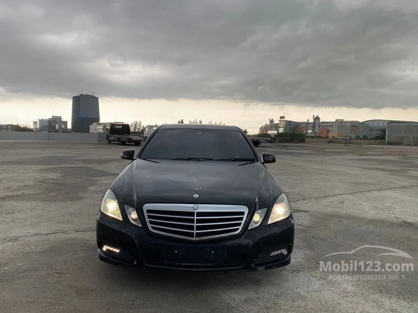 Jual Mobil Mercedes-Benz E300 2010 Avantgarde AMG 3.0 di DKI Jakarta ...