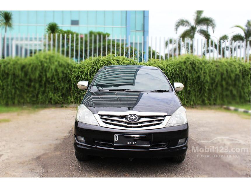 Jual Mobil Toyota Kijang Innova 2005 E 2.0 di DKI Jakarta Manual MPV ...