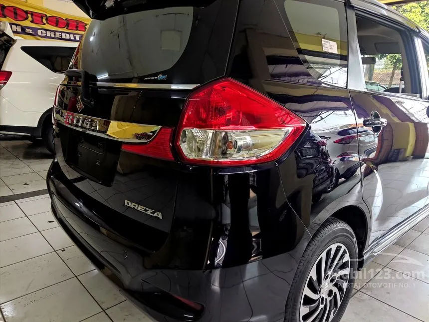 Jual Mobil Suzuki Ertiga 2018 Dreza GS 1.4 di Banten Automatic MPV Ungu ...