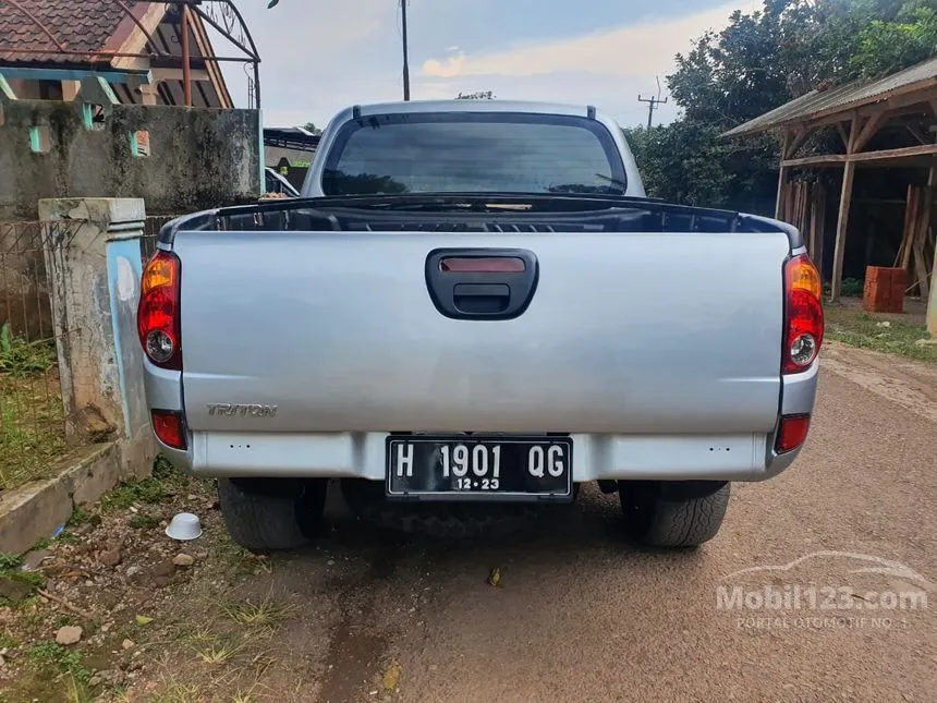 Jual Mobil Mitsubishi Strada Triton 2014 GLX 2.8 di DKI Jakarta Manual ...