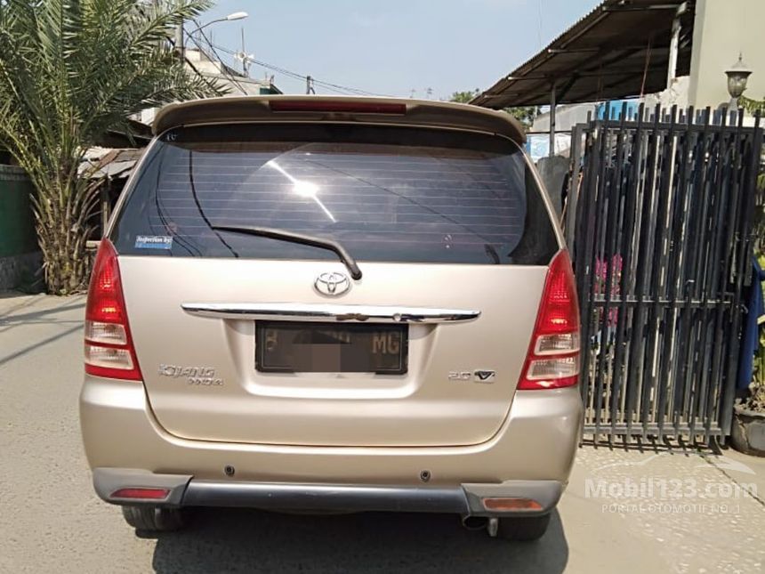 Jual Mobil Toyota Kijang Innova 2004 V 2.0 di Banten Automatic MPV ...