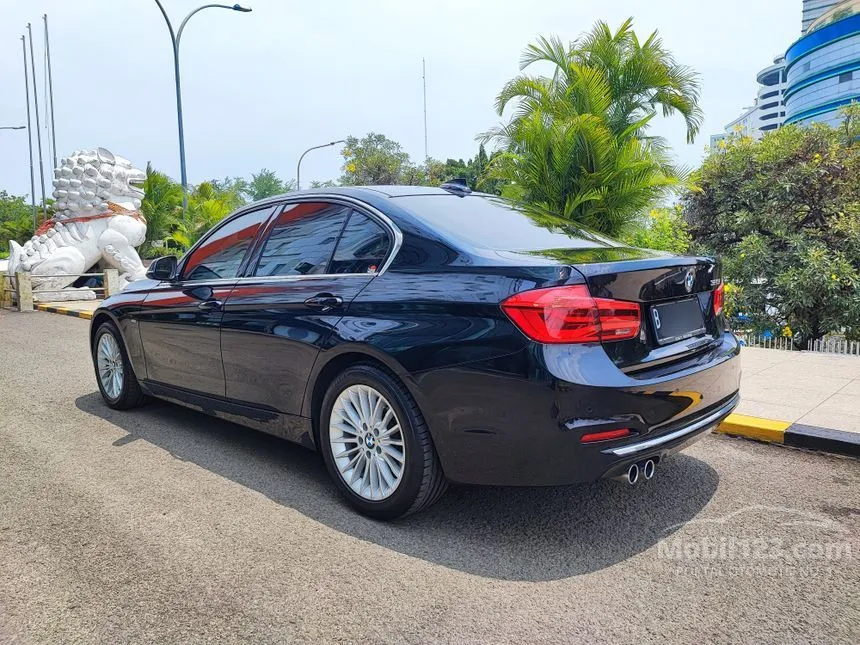 Jual Mobil BMW 320i 2018 Luxury 2.0 di DKI Jakarta Automatic Sedan Hitam Rp 530.000.000 ...