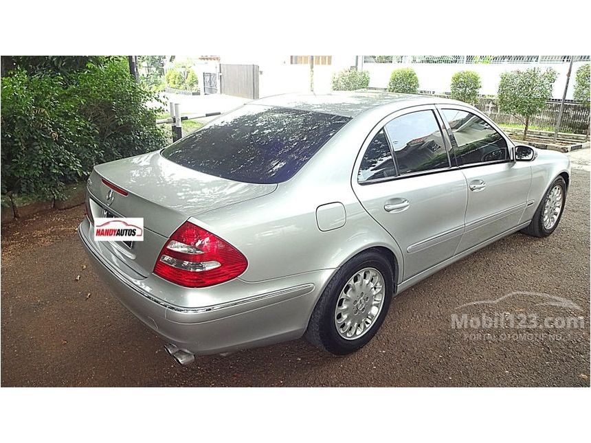 Jual Mobil Mercedes-Benz E260 2004 E260 2.6 di Jawa Barat Automatic Sedan Abu-abu Rp 129.000.000 ...