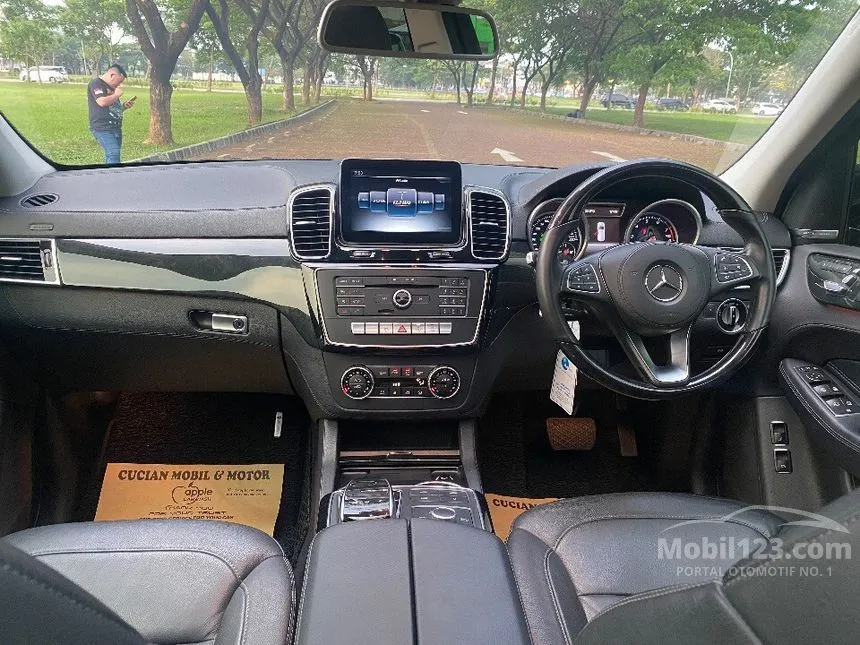 Jual Mobil Mercedes-Benz GLS400 2017 4MATIC 3.0 di DKI Jakarta ...