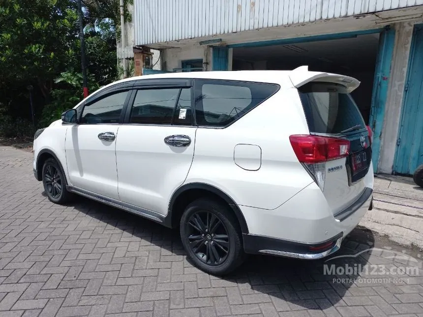 Jual Mobil Toyota Innova Venturer 2018 2.4 di Jawa Timur Automatic ...