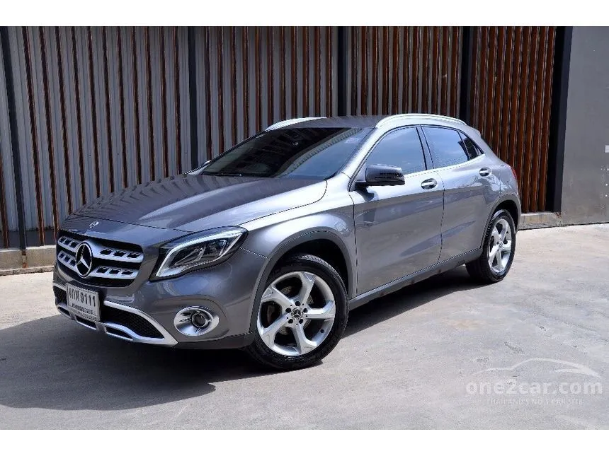 2018 Mercedes-Benz GLA200 1.6 W156 (ปี 14-20) Urban SUV for sale on One2car