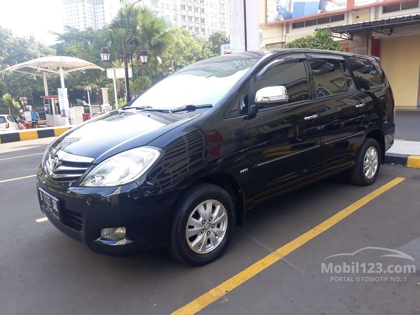 Jual Mobil Toyota Kijang Innova 2010 V 2.0 di DKI Jakarta Manual MPV ...
