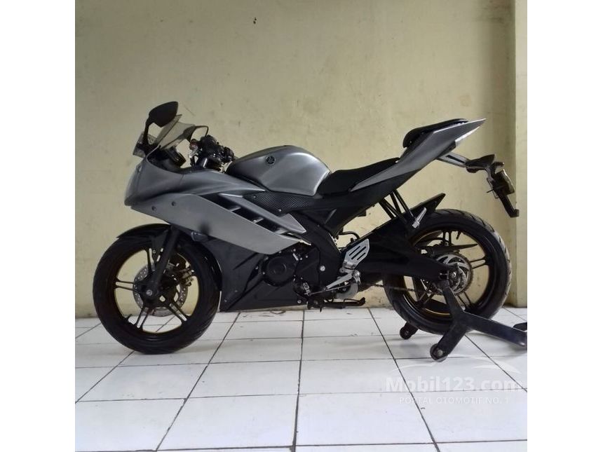 Jual Motor Yamaha YZF R15 2015 150 0.2 di Jawa Barat Manual Sport Bike ...