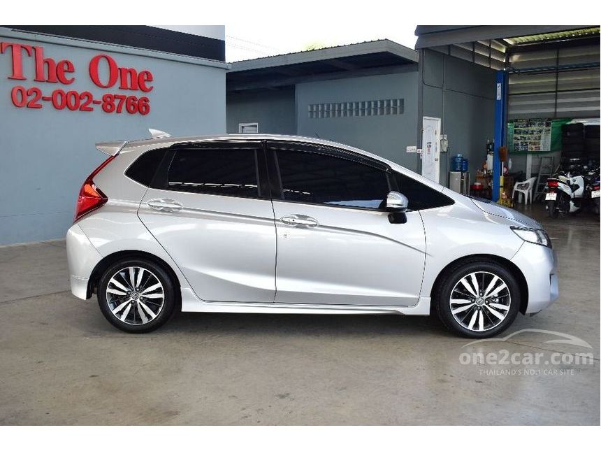 Honda Jazz 2016 SV+ i-VTEC 1.5 in กรุงเทพและปริมณฑล Automatic Hatchback ...
