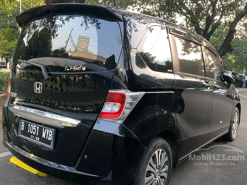 Jual Mobil Honda Freed 2015 E 1.5 di DKI Jakarta Automatic MPV Hitam Rp ...