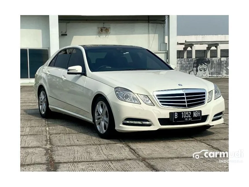 Mercedes-Benz E300 2011 Avantgarde AMG 3.0 in DKI Jakarta Automatic Sedan White for Rp 328.000. ...