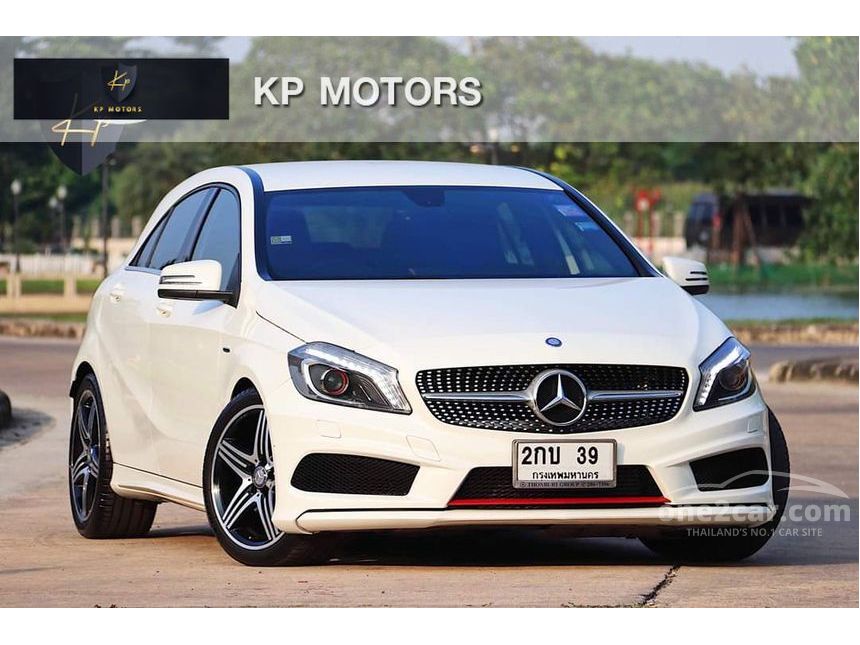 Mercedes-Benz A250 2014 W176 (ปี 12-16) Sport 2.0 เกียร์อัตโนมัติ สีขาว ...