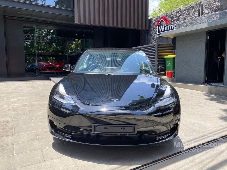 Jual Mobil Tesla Model 3 2021 Long Range di DKI Jakarta Automatic Sedan ...