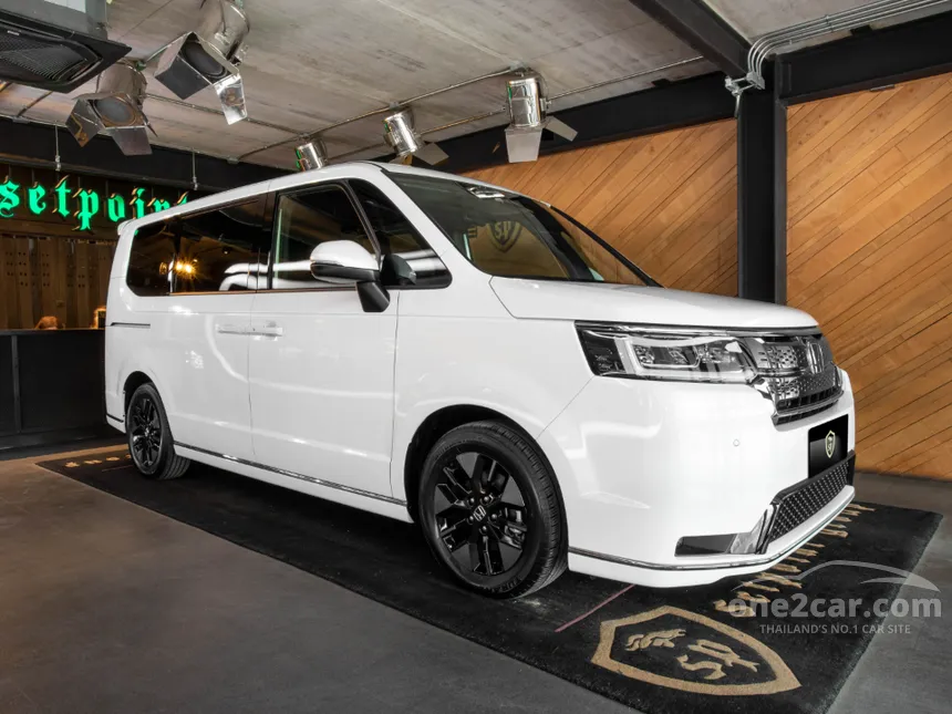 2022 Honda STEPWGN SPADA 2.0 (ปี 22-30) e:HEV Premium Line Wagon for sale on One2car