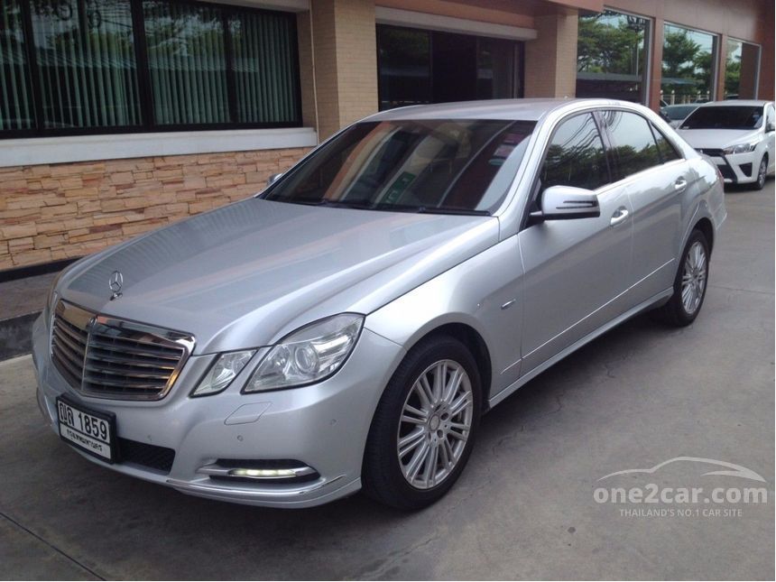 2011 Mercedes-Benz E200 CGI BlueEFFICIENCY 1.8 W212 (ปี 10-16) Elegance Sedan AT for sale on One2car
