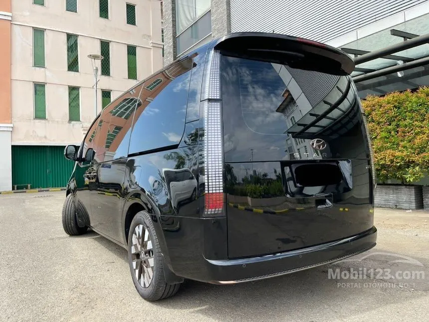 Jual Mobil Hyundai Staria 2021 Signature 7 2.2 di DKI Jakarta Automatic ...