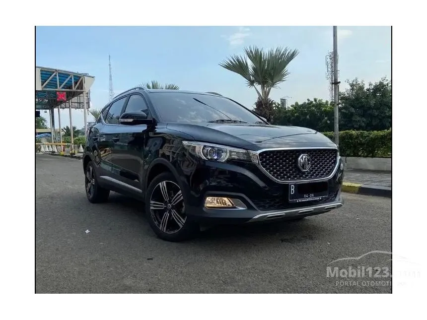 Jual Mobil MG ZS 2020 Ignite 1.5 di DKI Jakarta Automatic Wagon Hitam ...