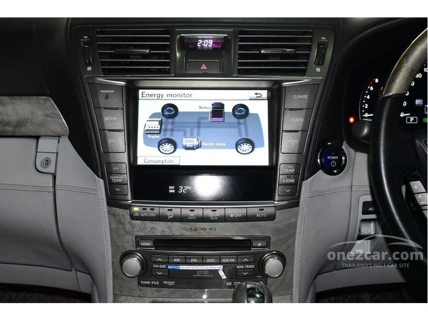 Lexus LS600hL 2012 (ปี 10-12) Hybrid 5.0 เกียร์อัตโนมัติ สีเงิน ...