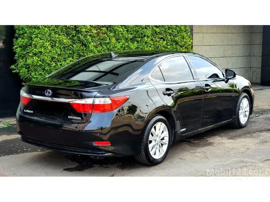 Jual Mobil Lexus ES300h 2013 ES300h 2.5 di DKI Jakarta Automatic Sedan Hitam Rp 368.000.000 ...