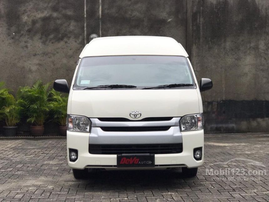 Jual Mobil Toyota Hiace 2017 High Grade Commuter 2.5 di DKI Jakarta ...