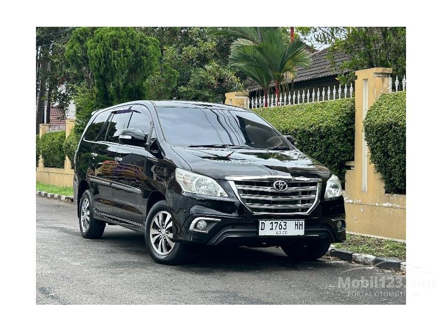 Jual Mobil Toyota Kijang Innova 2015 V 2.5 di Jawa Barat Automatic MPV ...