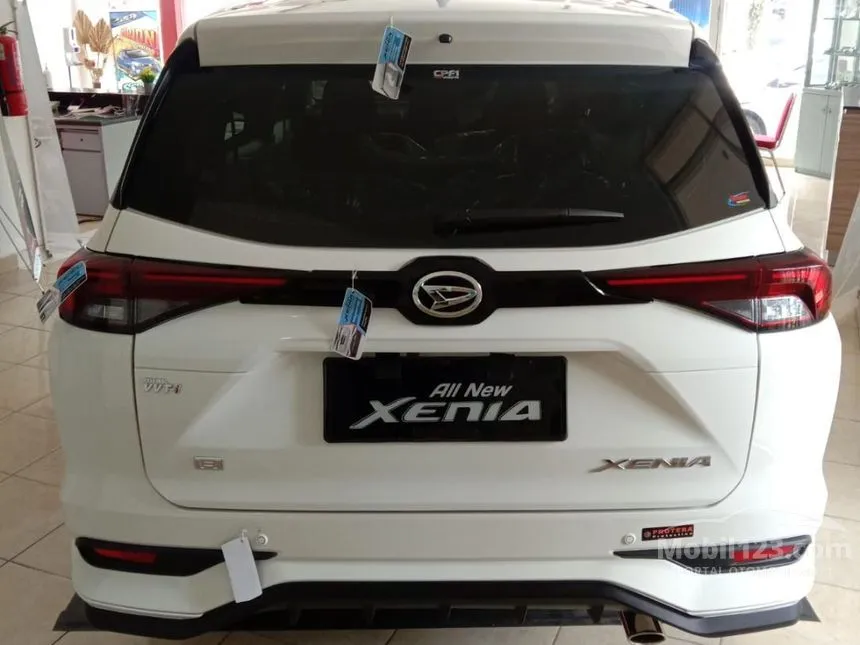 Jual Mobil Daihatsu Xenia 2022 R 1.3 di Banten Automatic MPV Putih Rp ...