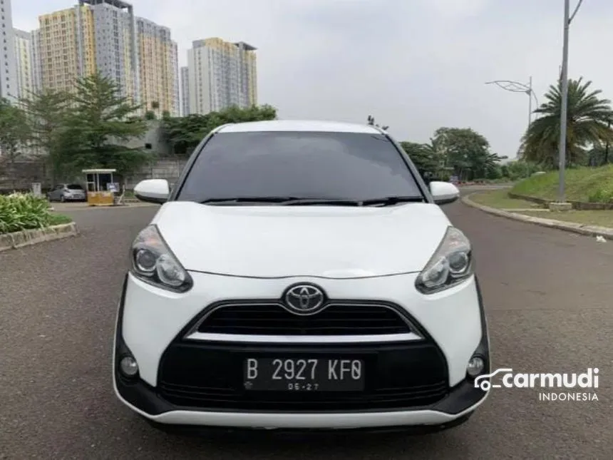 Jual Mobil Toyota Sienta 2017 V 1.5 di Jawa Barat Automatic MPV Putih ...