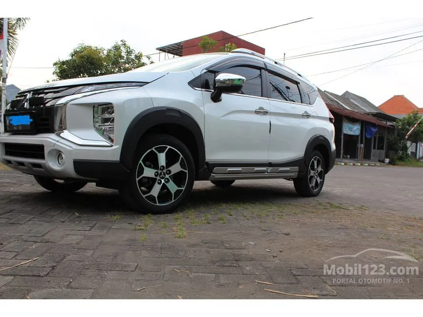 Jual Mobil Mitsubishi Xpander 2019 CROSS 1.5 di Jawa Timur Automatic ...
