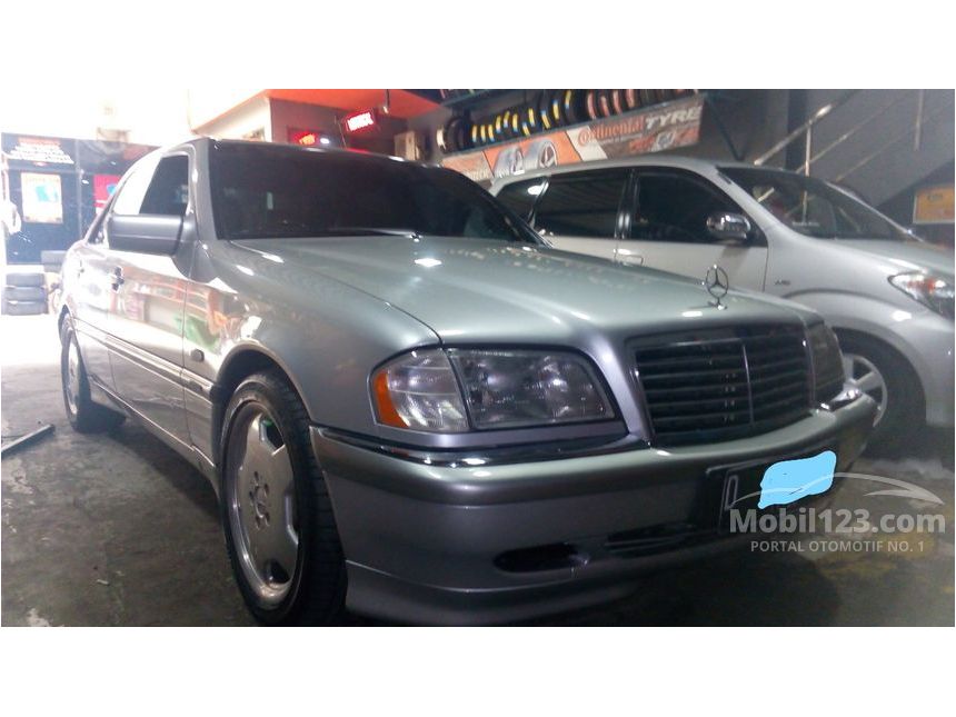 Jual Mobil Mercedes-Benz C240 2001 Elegance 2.6 di Jawa Barat Automatic ...